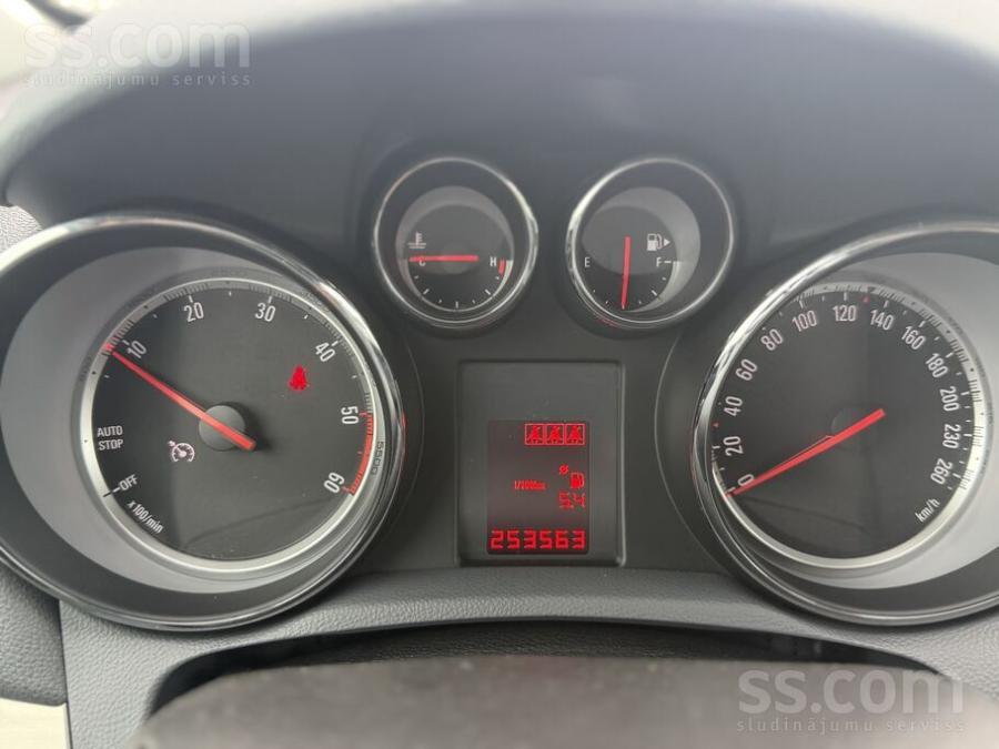 Серый Опель Mokka 2013 в Тукумс, объемом двигателя 1.70 л и пробегом 254 тыс. км за 6700 €, фото 14 на AUTOMOTO.COM.LV