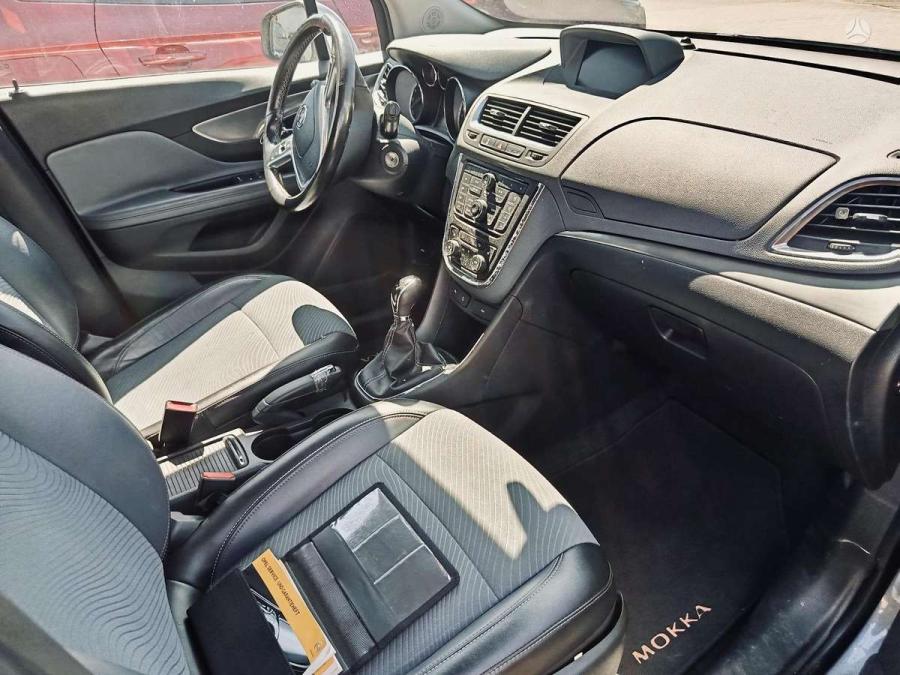 Pelēks Opel Mokka 2013 Utena, ar dzinēja tilpumu 1.36 L un nobraukumu 141 tūkst. km par 6950 €, foto 17 vietnē AUTOMOTO.COM.LV