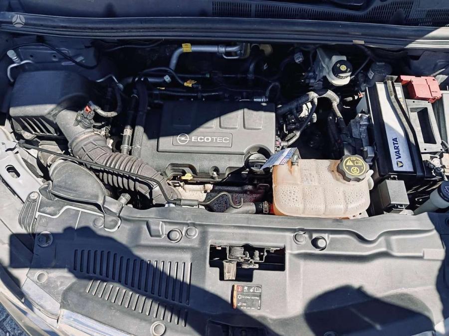 Pelēks Opel Mokka 2013 Utena, ar dzinēja tilpumu 1.36 L un nobraukumu 141 tūkst. km par 6950 €, foto 21 vietnē AUTOMOTO.COM.LV