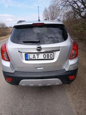 Серый Опель Mokka 2013 в Вильнюс, объемом двигателя 1.69 л и пробегом 250 тыс. км за 6300 €, фото 4 на AUTOMOTO.COM.LV