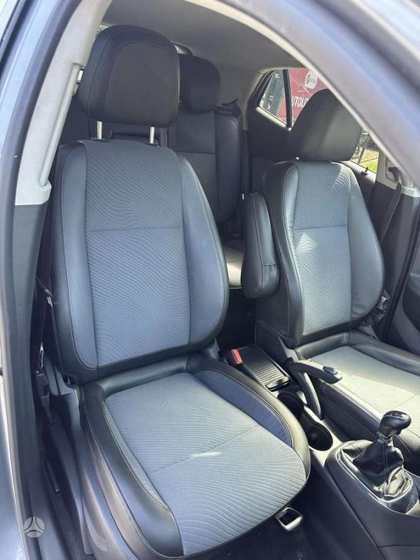 Grey Opel Mokka 2013 in Alytus, with an engine capacity of 1.69 L and mileage of 164 thousand km for 6880 €, photo 9 on AUTOMOTO.COM.LV