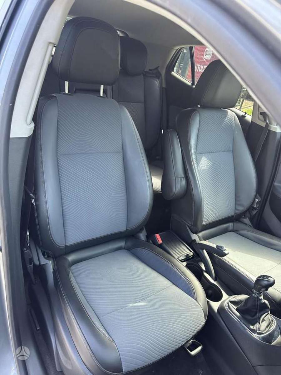 Grey Opel Mokka 2013 in Alytus, with an engine capacity of 1.69 L and mileage of 164 thousand km for 6880 €, photo 10 on AUTOMOTO.COM.LV