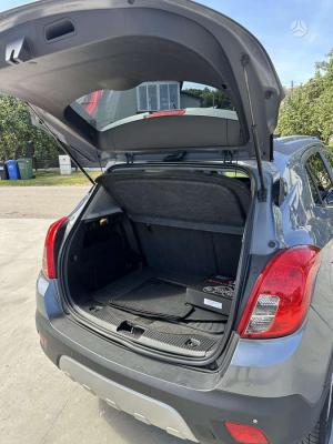 Grey Opel Mokka 2013 in Alytus, with an engine capacity of 1.69 L and mileage of 164 thousand km for 6880 €, photo 15 on AUTOMOTO.COM.LV
