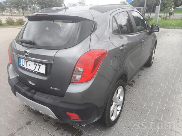 Серый Опель Mokka 2013 в Елгава, объемом двигателя 1.60 л и пробегом 22 тыс. км за 6350 €, фото 5 на AUTOMOTO.COM.LV