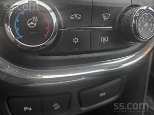 Grey Opel Mokka 2013 in Jelgava, with an engine capacity of 1.60 L and mileage of 22 thousand km for 6350 €, photo 8 on AUTOMOTO.COM.LV
