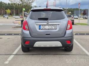 Pelēks Opel Mokka 2013 Rīga, ar dzinēja tilpumu 1.70 L un nobraukumu 225 tūkst. km par 7500 €, foto 7 vietnē AUTOMOTO.COM.LV
