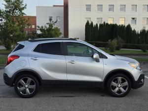 Grey Opel Mokka 2013 in Siauliai, with an engine capacity of 1.40 L and mileage of 179 thousand km for 6200 €, photo 7 on AUTOMOTO.COM.LV