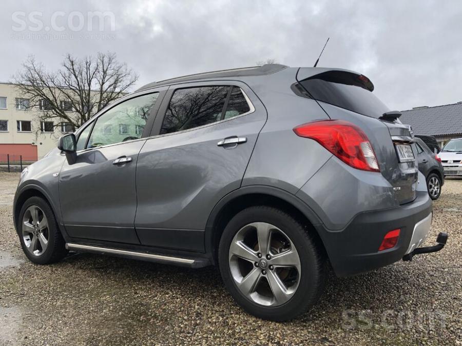 Grey Opel Mokka 2014 in Valmiera, with an engine capacity of 1.70 L and mileage of 182 thousand km for 7590 €, photo 4 on AUTOMOTO.COM.LV