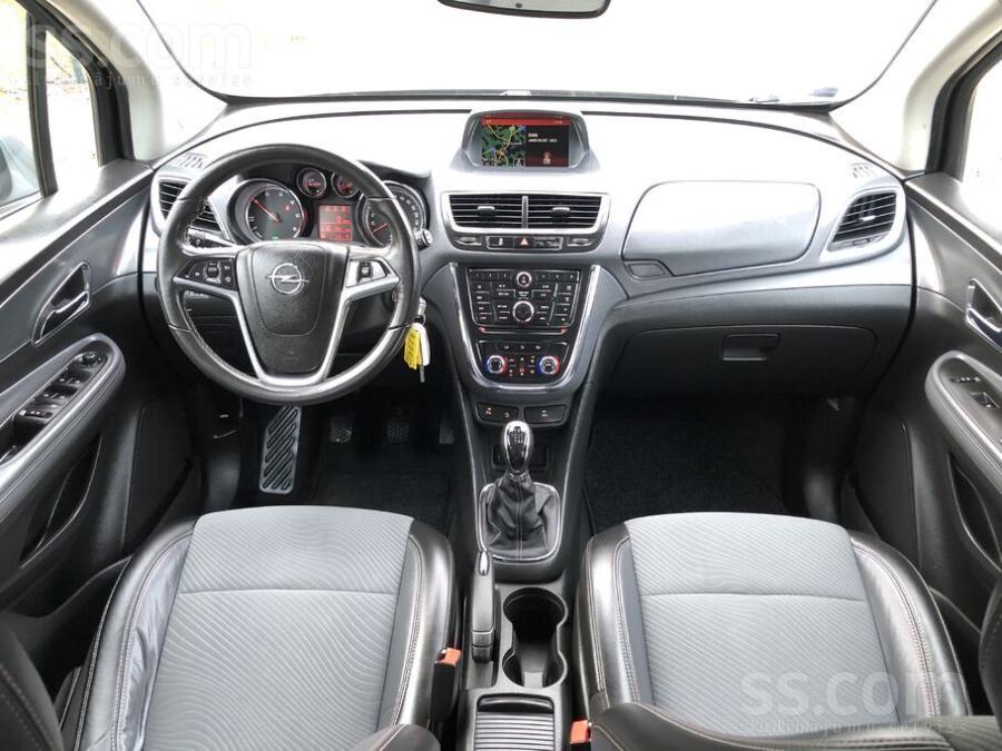 Grey Opel Mokka 2014 in Valmiera, with an engine capacity of 1.70 L and mileage of 182 thousand km for 7590 €, photo 5 on AUTOMOTO.COM.LV