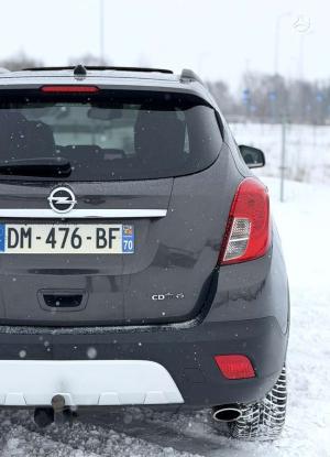 Pelēks Opel Mokka 2014 Tauragė, ar dzinēja tilpumu 1.69 L un nobraukumu 208 tūkst. km par 5900 €, foto 18 vietnē AUTOMOTO.COM.LV