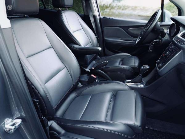 Grey Opel Mokka 2014 in Utena, with an engine capacity of 1.69 L and mileage of 117 thousand km for 11450 €, photo 2 on AUTOMOTO.COM.LV
