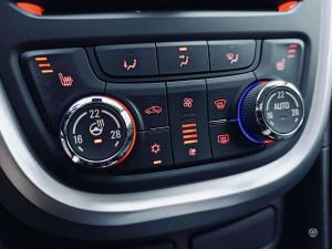 Grey Opel Mokka 2014 in Utena, with an engine capacity of 1.69 L and mileage of 117 thousand km for 11450 €, photo 7 on AUTOMOTO.COM.LV