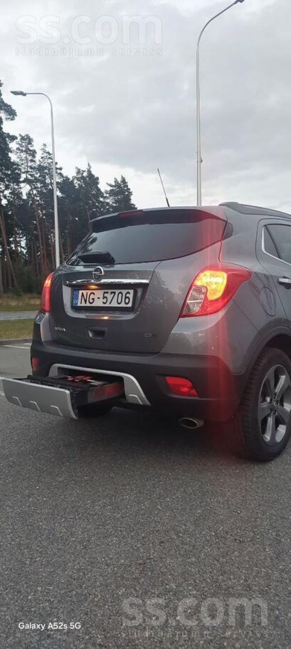 Pelēks Opel Mokka 2014 Rīga, ar dzinēja tilpumu 1.70 L un nobraukumu 133 tūkst. km par 7500 €, foto 10 vietnē AUTOMOTO.COM.LV