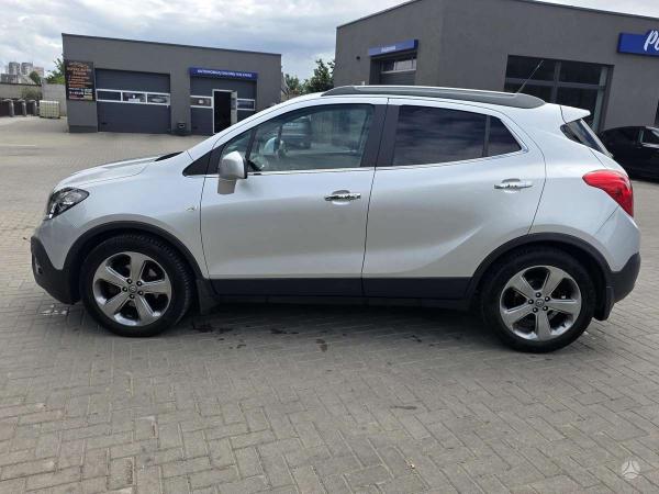 Grey Opel Mokka 2014 in Jurbarkas, with an engine capacity of 1.69 L and mileage of 176 thousand km for 6700 €, photo 6 on AUTOMOTO.COM.LV
