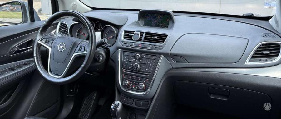 Grey Opel Mokka 2014 in Druskininkai, with an engine capacity of 1.69 L and mileage of 202 thousand km for 7300 €, photo 19 on AUTOMOTO.COM.LV