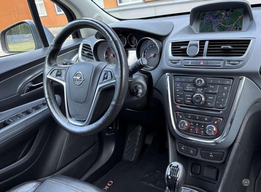 Grey Opel Mokka 2014 in Druskininkai, with an engine capacity of 1.69 L and mileage of 202 thousand km for 7300 €, photo 21 on AUTOMOTO.COM.LV