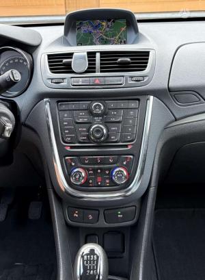 Grey Opel Mokka 2014 in Druskininkai, with an engine capacity of 1.69 L and mileage of 202 thousand km for 7300 €, photo 22 on AUTOMOTO.COM.LV
