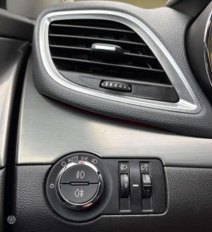 Grey Opel Mokka 2014 in Druskininkai, with an engine capacity of 1.69 L and mileage of 202 thousand km for 7300 €, photo 31 on AUTOMOTO.COM.LV