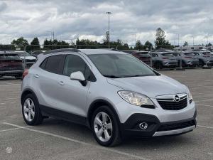 Grey Opel Mokka 2014 in Vilnius, with an engine capacity of 1.69 L and mileage of 247 thousand km for 4200 €, photo 4 on AUTOMOTO.COM.LV