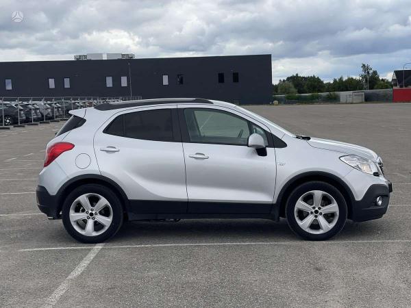 Grey Opel Mokka 2014 in Vilnius, with an engine capacity of 1.69 L and mileage of 247 thousand km for 4200 €, photo 7 on AUTOMOTO.COM.LV