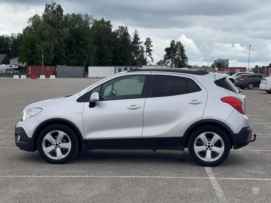 Grey Opel Mokka 2014 in Vilnius, with an engine capacity of 1.69 L and mileage of 247 thousand km for 4200 €, photo 9 on AUTOMOTO.COM.LV