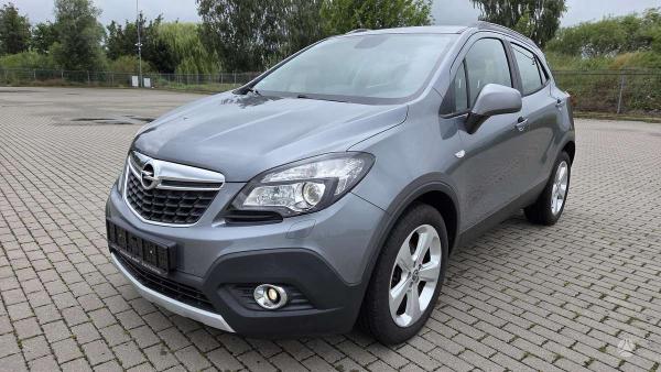 Grey Opel Mokka 2014 in Marijampole, with an engine capacity of 1.36 L and mileage of 139 thousand km for 7100 €, photo 2 on AUTOMOTO.COM.LV