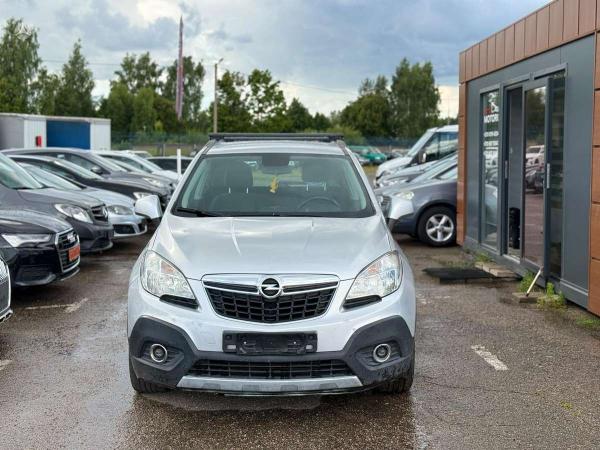 Grey Opel Mokka 2014 in Panevezys, with an engine capacity of 1.36 L and mileage of 240 thousand km for 5500 €, photo 2 on AUTOMOTO.COM.LV
