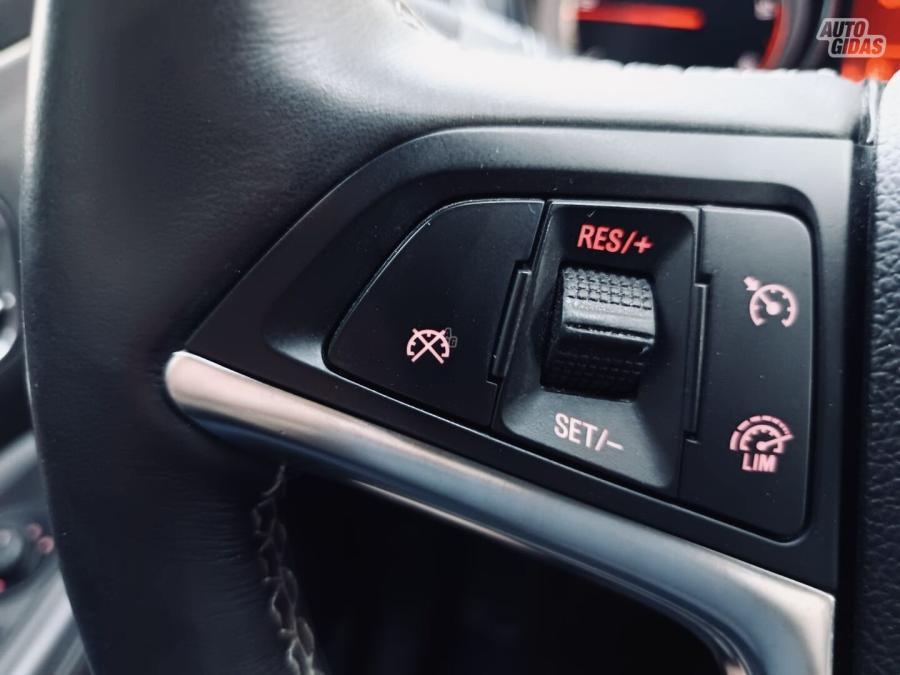 Pelēks Opel Mokka 2014 Utena, ar dzinēja tilpumu 1.70 L un nobraukumu 117 tūkst. km par 11450 €, foto 31 vietnē AUTOMOTO.COM.LV