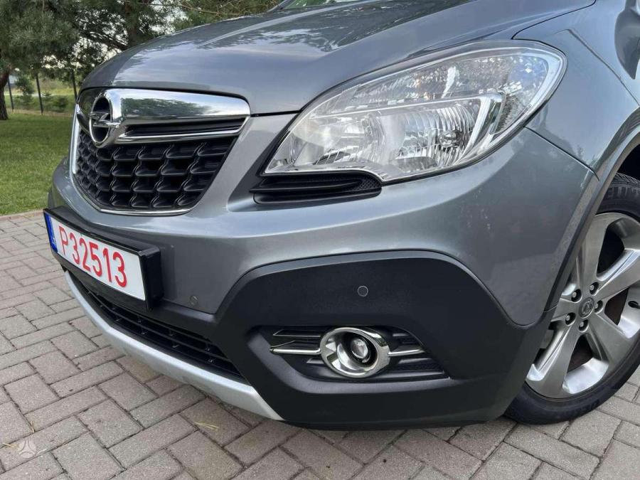 Grey Opel Mokka 2014 in Druskininkai, with an engine capacity of 1.69 L and mileage of 153 thousand km for 7290 €, photo 11 on AUTOMOTO.COM.LV