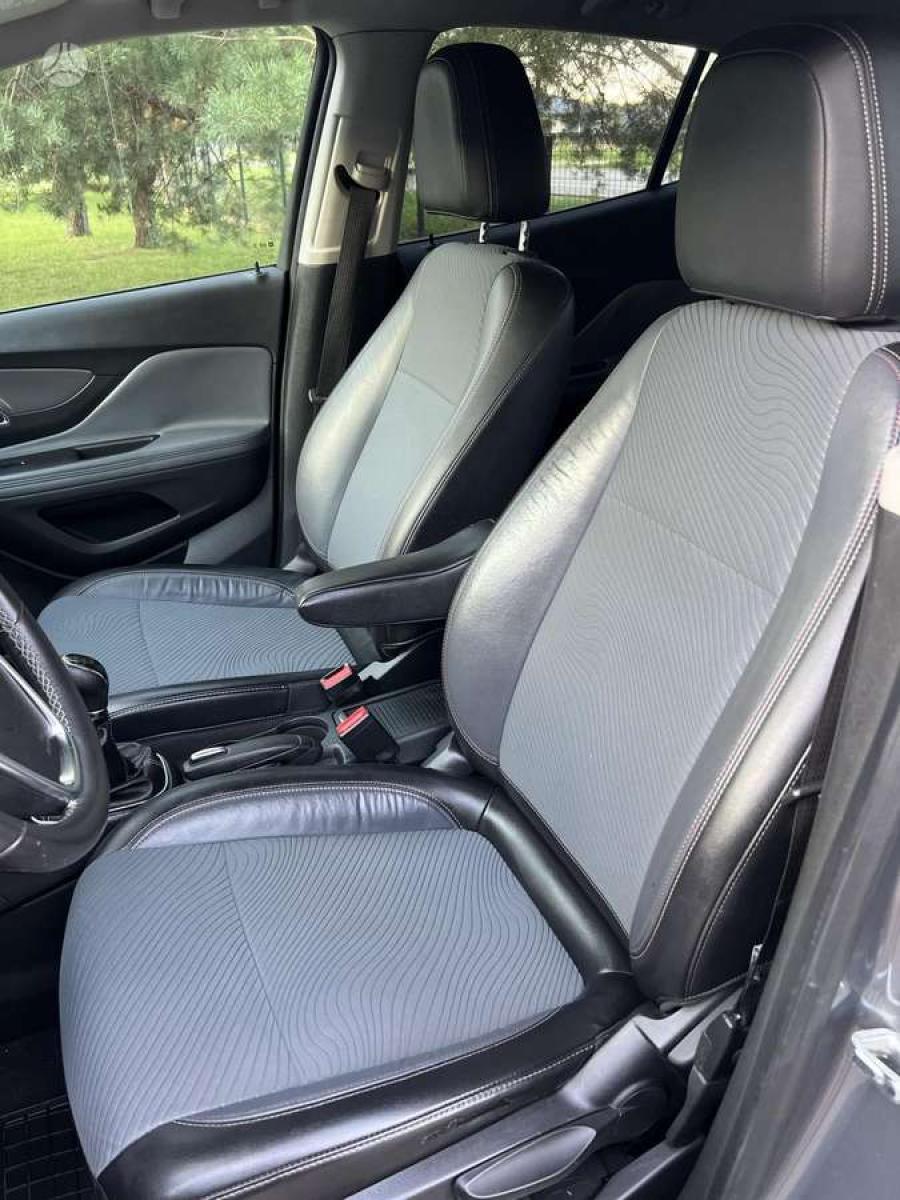 Grey Opel Mokka 2014 in Druskininkai, with an engine capacity of 1.69 L and mileage of 153 thousand km for 7290 €, photo 25 on AUTOMOTO.COM.LV