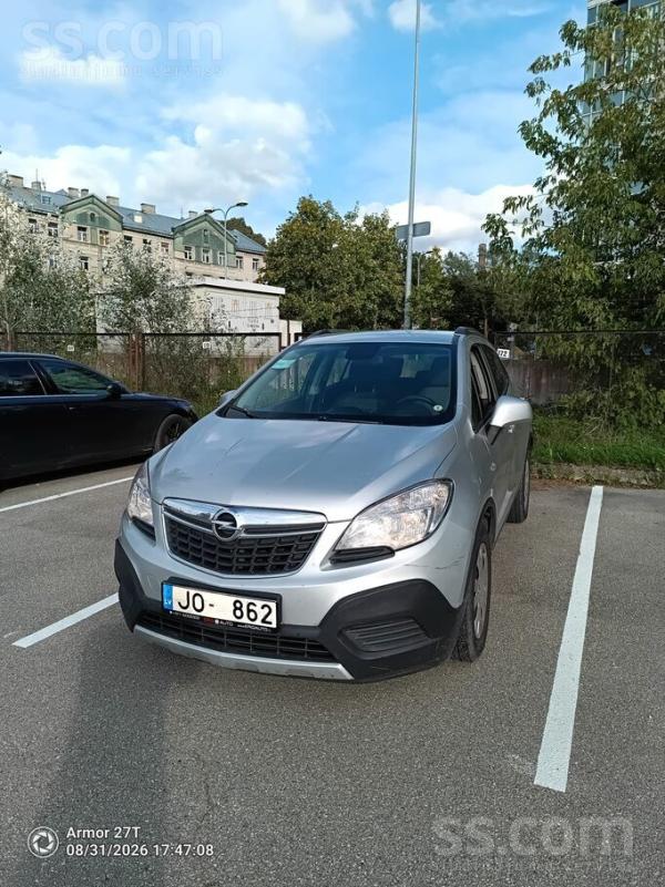 Pelēks Opel Mokka 2014 Rīga, ar dzinēja tilpumu 1.60 L un nobraukumu 198 tūkst. km par 6350 €, foto 1 vietnē AUTOMOTO.COM.LV