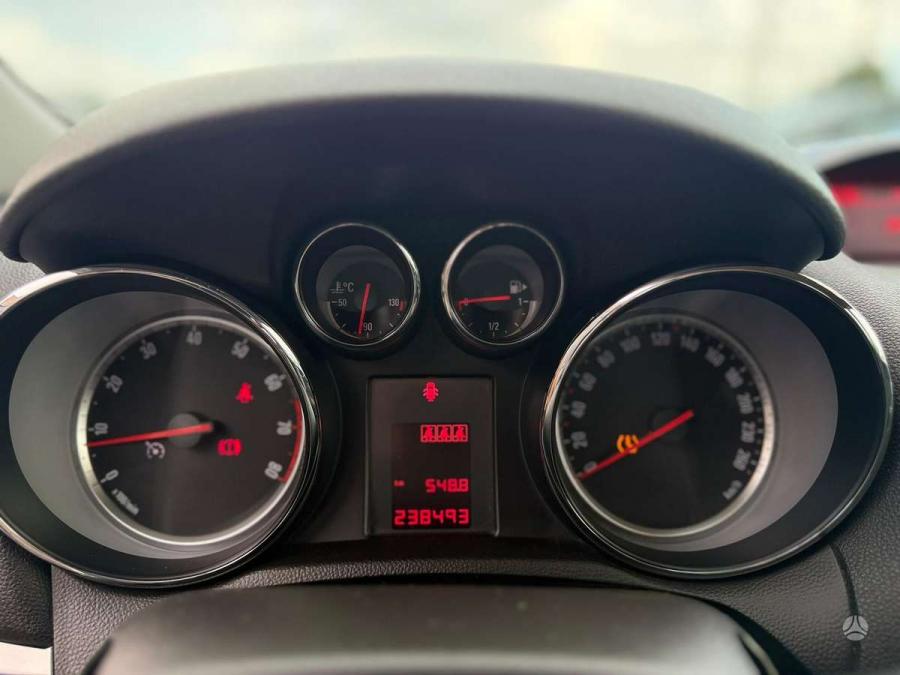Серый Опель Mokka 2014 в Паневежис, объемом двигателя 1.40 л и пробегом 238 тыс. км за 5300 €, фото 15 на AUTOMOTO.COM.LV