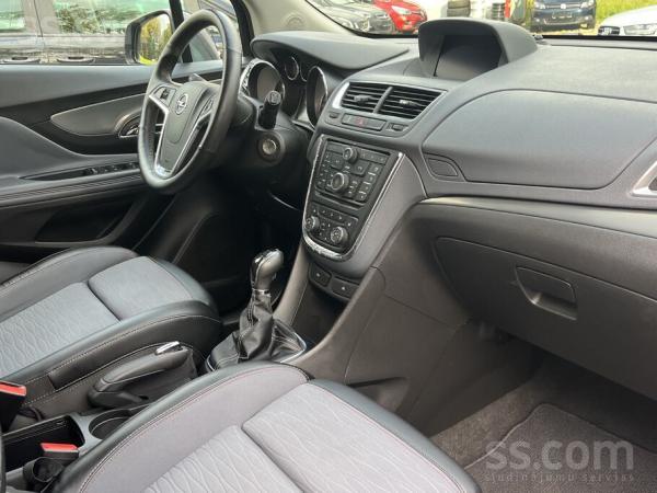 Pelēks Opel Mokka 2014 Valmiera, ar dzinēja tilpumu 1.70 L un nobraukumu 0 tūkst. km par 7600 €, foto 9 vietnē AUTOMOTO.COM.LV