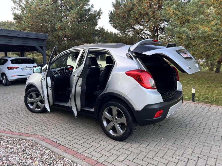 Pelēks Opel Mokka 2014 Druskininkai, ar dzinēja tilpumu 1.69 L un nobraukumu 227 tūkst. km par 5990 €, foto 4 vietnē AUTOMOTO.COM.LV