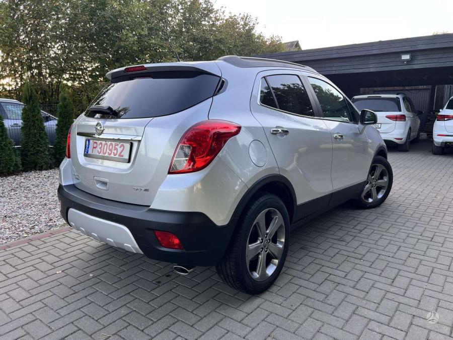 Pelēks Opel Mokka 2014 Druskininkai, ar dzinēja tilpumu 1.69 L un nobraukumu 227 tūkst. km par 5990 €, foto 6 vietnē AUTOMOTO.COM.LV