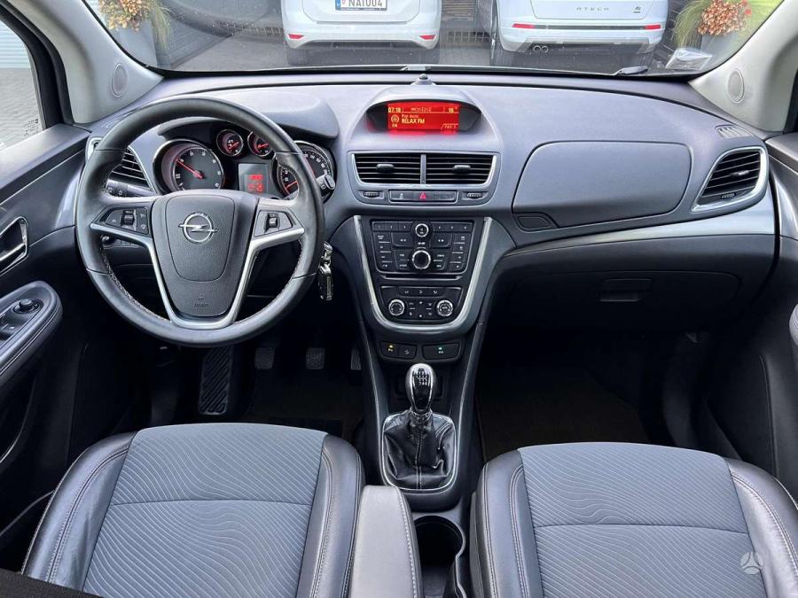 Pelēks Opel Mokka 2014 Druskininkai, ar dzinēja tilpumu 1.69 L un nobraukumu 227 tūkst. km par 5990 €, foto 20 vietnē AUTOMOTO.COM.LV