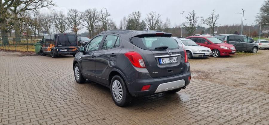 Grey Opel Mokka 2015 in Valmiera, with an engine capacity of 1.60 L and mileage of 273 thousand km for 7600 €, photo 4 on AUTOMOTO.COM.LV
