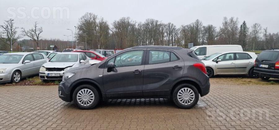Grey Opel Mokka 2015 in Valmiera, with an engine capacity of 1.60 L and mileage of 273 thousand km for 7600 €, photo 5 on AUTOMOTO.COM.LV