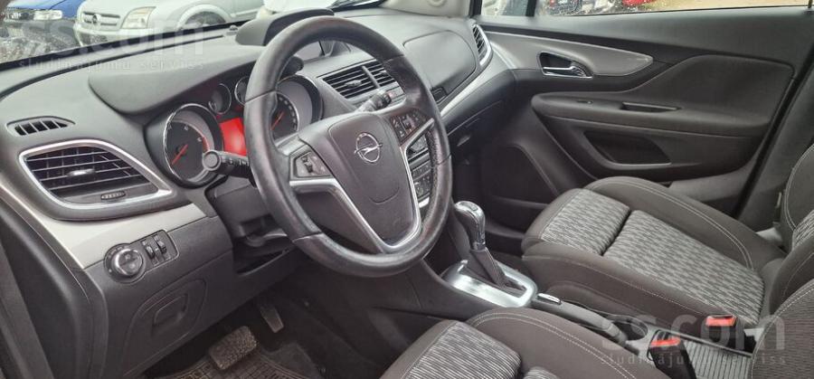 Grey Opel Mokka 2015 in Valmiera, with an engine capacity of 1.60 L and mileage of 273 thousand km for 7600 €, photo 8 on AUTOMOTO.COM.LV