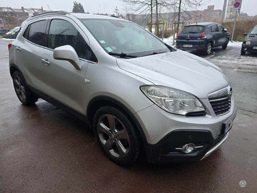 Pelēks Opel Mokka 2015 Rokiškis, ar dzinēja tilpumu 1.40 L un nobraukumu 240 tūkst. km par 5500 €, foto 3 vietnē AUTOMOTO.COM.LV