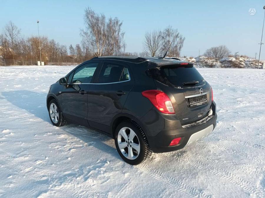 Pelēks Opel Mokka 2015 Marijampole, ar dzinēja tilpumu 1.60 L un nobraukumu 188 tūkst. km par 6600 €, foto 4 vietnē AUTOMOTO.COM.LV