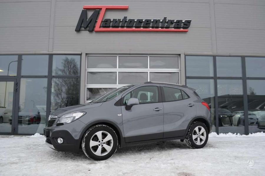 Grey Opel Mokka 2015 in Vilnius, with an engine capacity of 1.36 L and mileage of 38 thousand km for 11000 €, photo 1 on AUTOMOTO.COM.LV