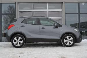 Grey Opel Mokka 2015 in Vilnius, with an engine capacity of 1.36 L and mileage of 38 thousand km for 11000 €, photo 5 on AUTOMOTO.COM.LV