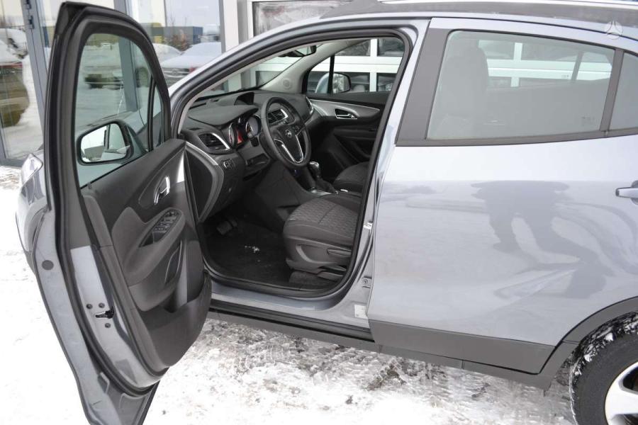 Grey Opel Mokka 2015 in Vilnius, with an engine capacity of 1.36 L and mileage of 38 thousand km for 11000 €, photo 12 on AUTOMOTO.COM.LV