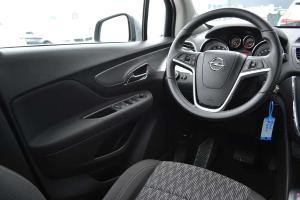 Grey Opel Mokka 2015 in Vilnius, with an engine capacity of 1.36 L and mileage of 38 thousand km for 11000 €, photo 29 on AUTOMOTO.COM.LV