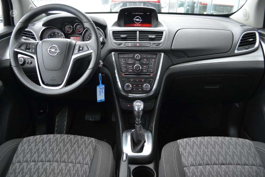 Grey Opel Mokka 2015 in Vilnius, with an engine capacity of 1.36 L and mileage of 38 thousand km for 11000 €, photo 30 on AUTOMOTO.COM.LV
