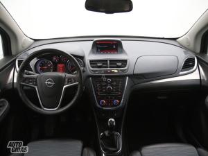 Grey Opel Mokka 2015 in Vilnius, with an engine capacity of 1.40 L and mileage of 234 thousand km for 8299 €, photo 2 on AUTOMOTO.COM.LV