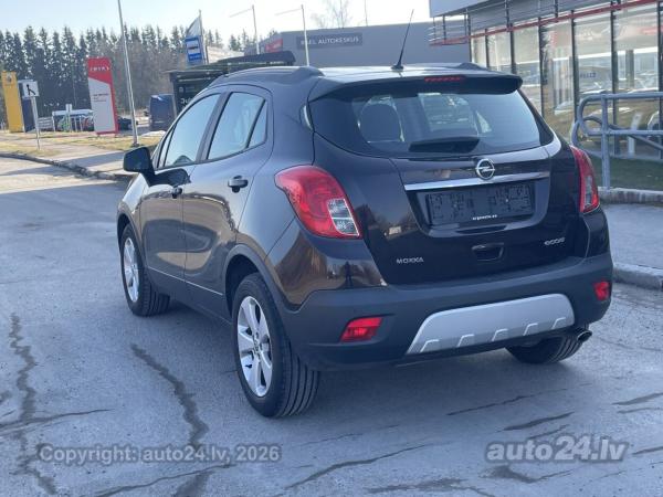 Grey Opel Mokka 2015 in Viljandi, with an engine capacity of 1.60 L and mileage of 186 thousand km for 7880 €, photo 4 on AUTOMOTO.COM.LV