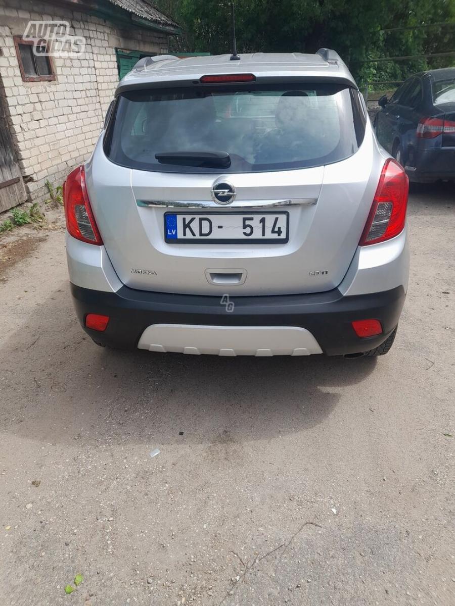 Grey Opel Mokka 2015 in Radviliskis, with an engine capacity of 1.70 L and mileage of 177 thousand km for 6500 €, photo 4 on AUTOMOTO.COM.LV