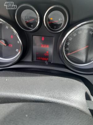 Grey Opel Mokka 2015 in Radviliskis, with an engine capacity of 1.70 L and mileage of 177 thousand km for 6500 €, photo 6 on AUTOMOTO.COM.LV
